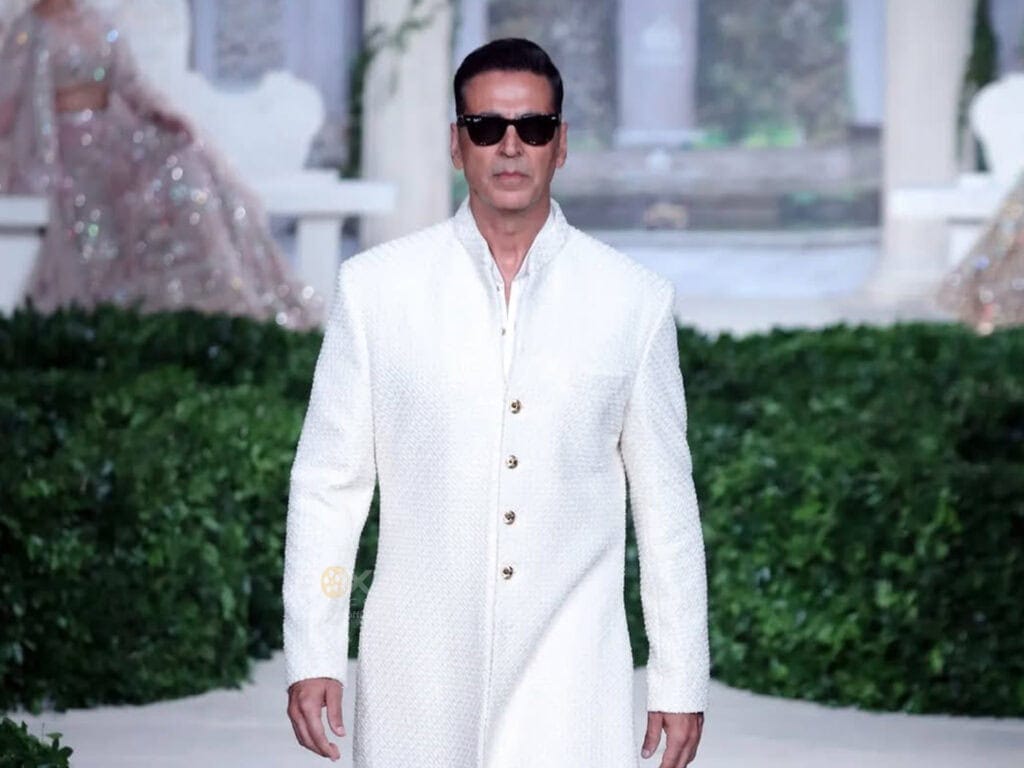 Akshay Kumar Height in Feet, Age, Biography and Movies in 2025